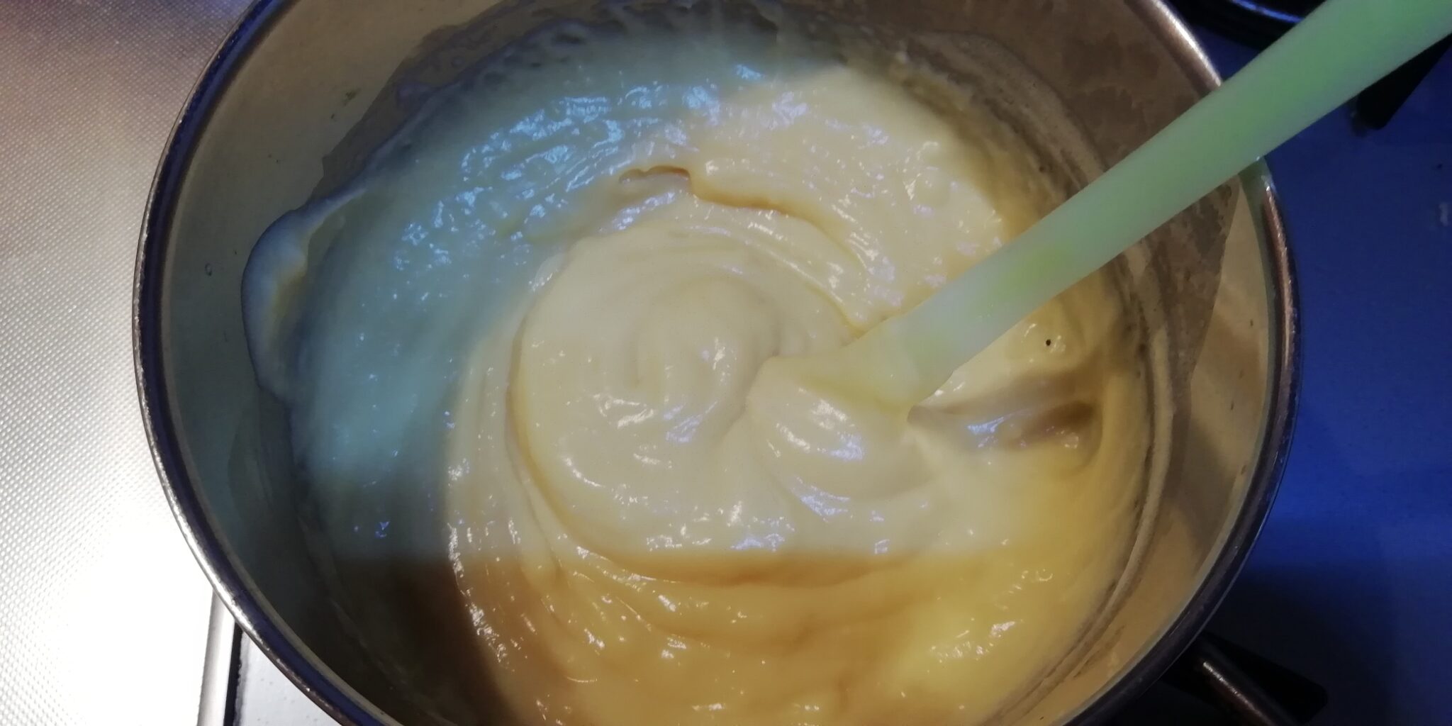 handmade-custard-cream-using-cornstarch